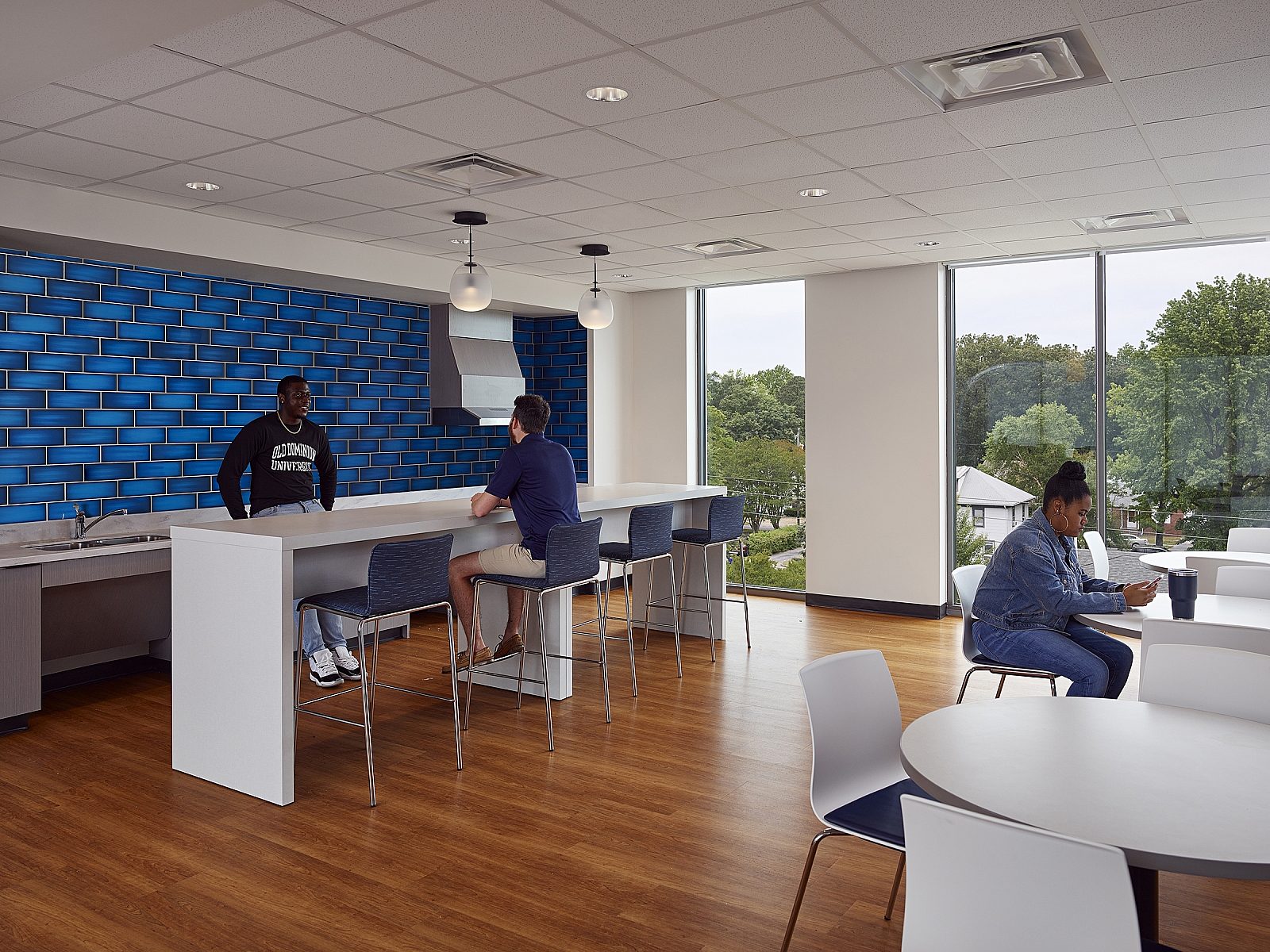 Certified MillerKnoll Dealer | MOI